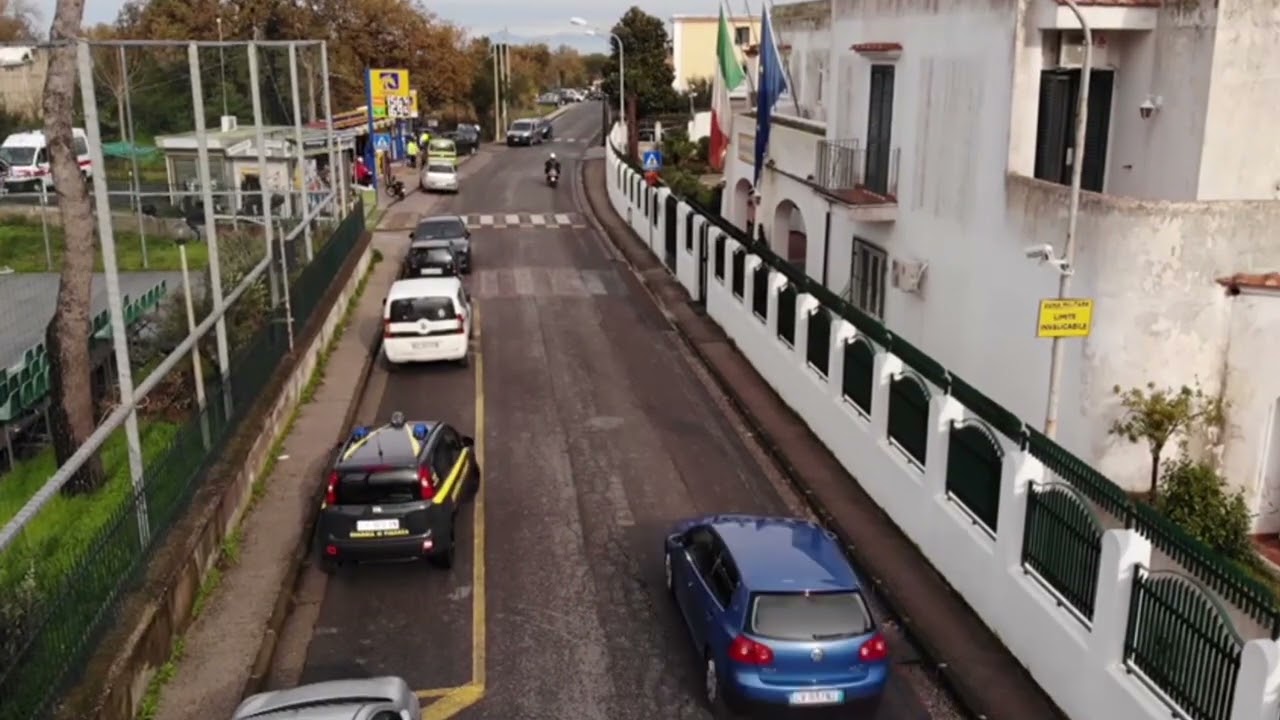 GUARDIA DI FINANZA, A ISCHIA RAFFICA DI CONTROLLI E SANZIONI GUARDIA DI FINANZA, A ISCHIA RAFFICA DI CONTROLLI E SANZIONI